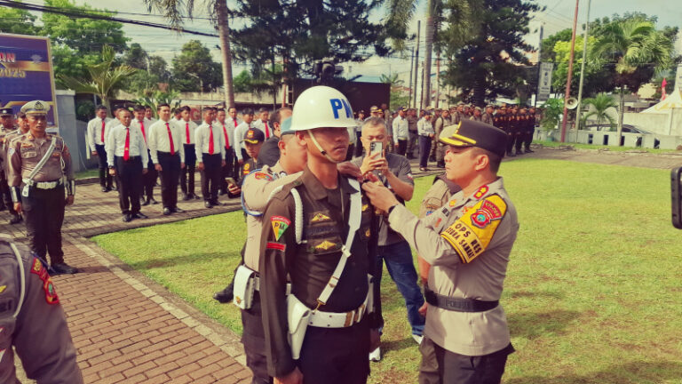 Operasi Zebra Samrat 2025, Kapolres Bitung Ingatkan Tindakan Humanis - VIVA SULUT